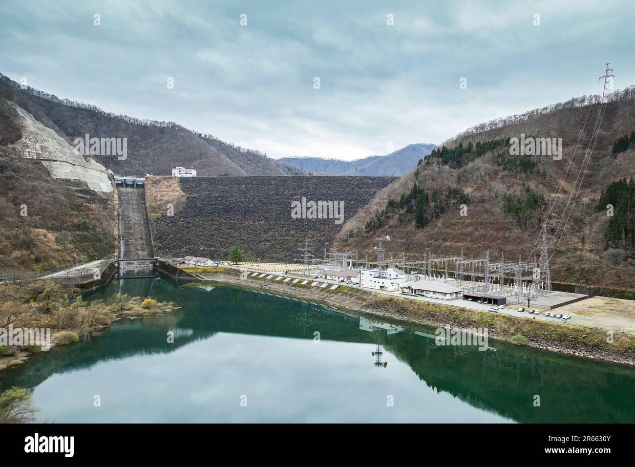Dam surface hi-res stock photography and images - Alamy