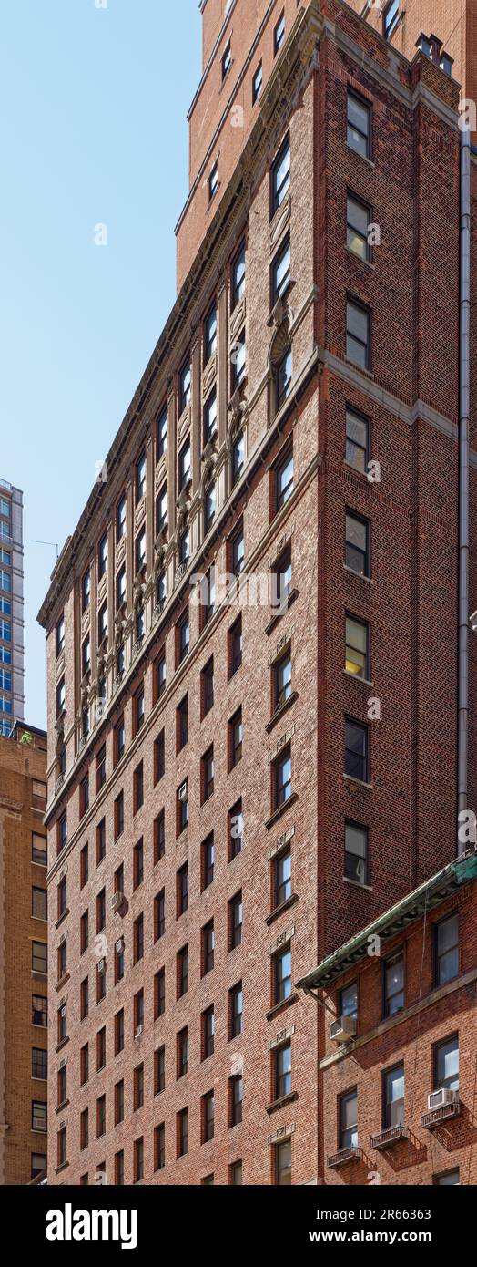 30 east 60th street hi-res stock photography and images - Alamy