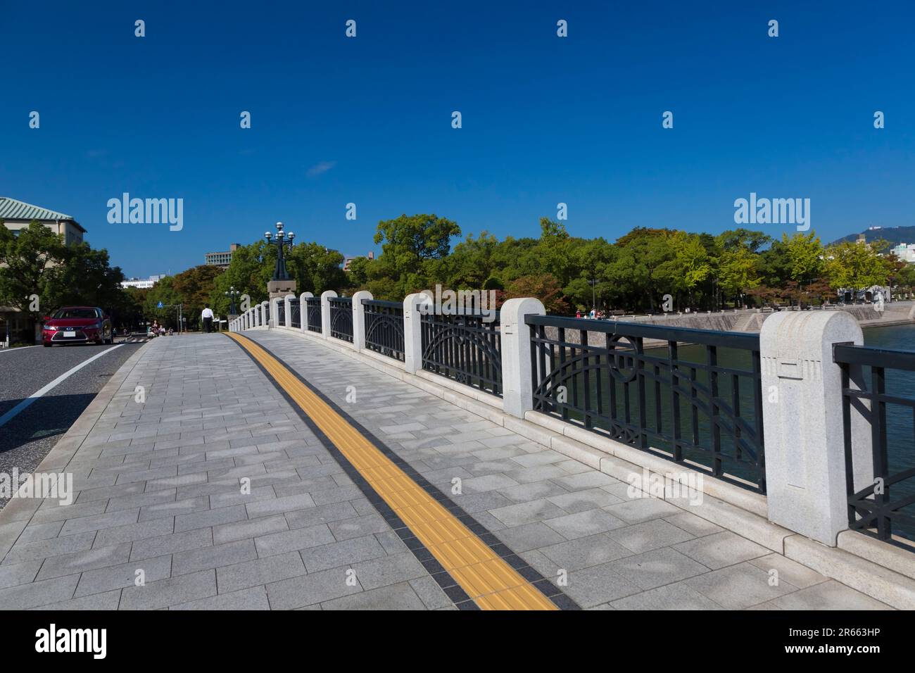 Peace bridge hiroshima hi-res stock photography and images - Alamy