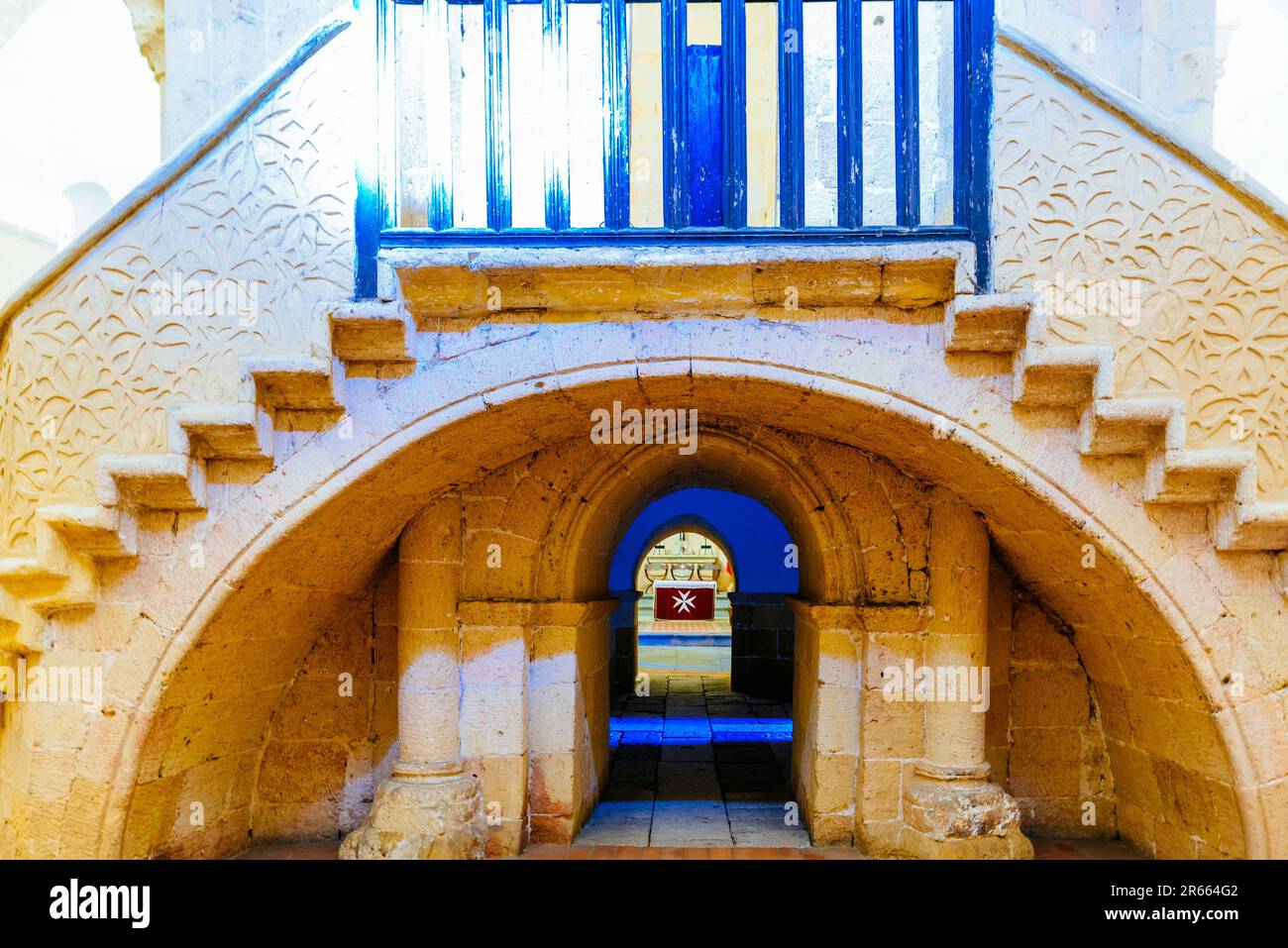 Central two story shrine hi-res stock photography and images - Alamy