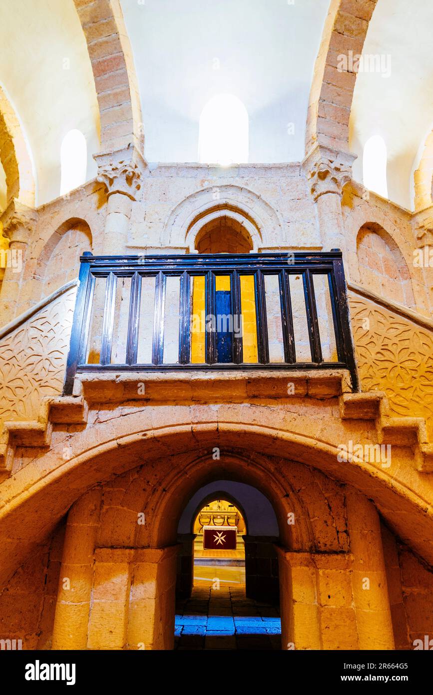 Central two story shrine hi-res stock photography and images - Alamy