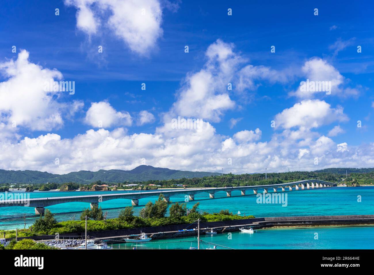 Kouri Ohashi Bridge floating on the coral reef Stock Photo - Alamy