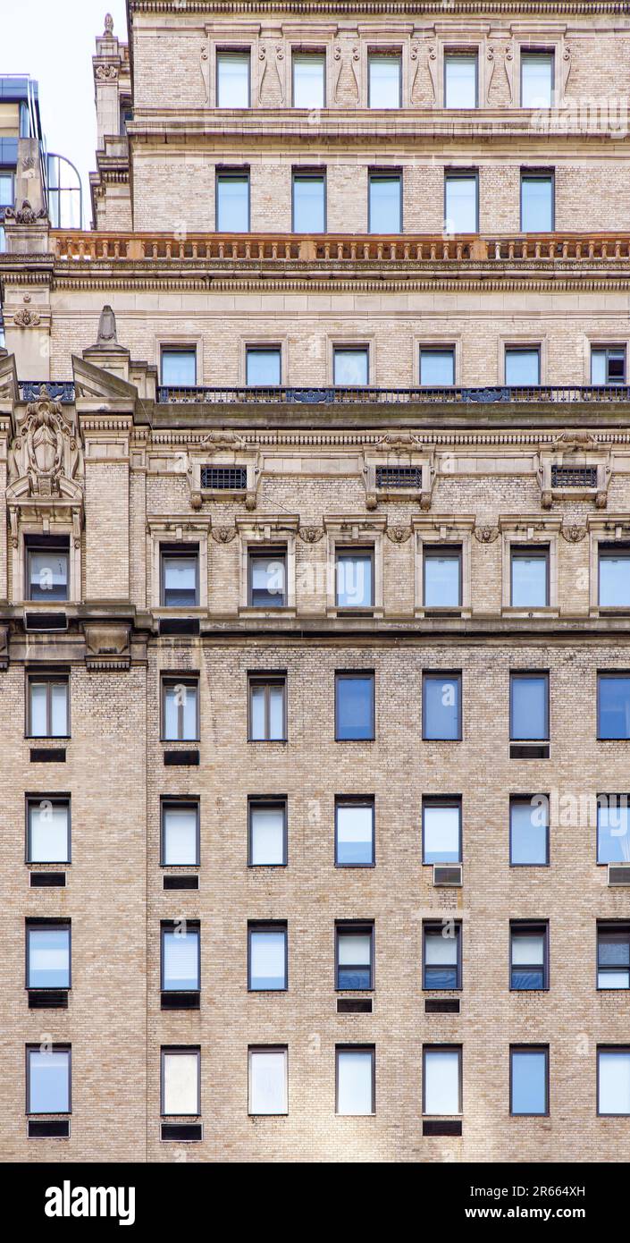 Emery Roth-designed Ritz Tower, at 465 Park Avenue, is a NYC-designated ...