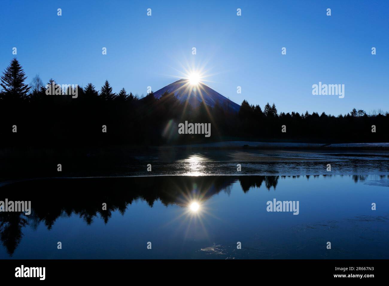 Double Diamond Fuji Stock Photo - Alamy