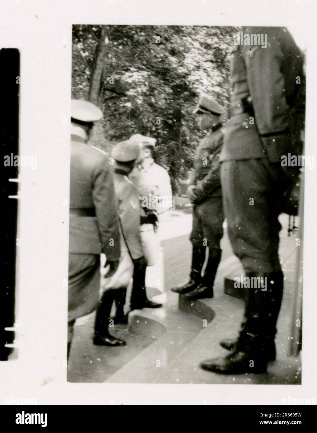 SS Photographer Bergmann, Johannes, Leibstandarte Adolf Hitler, France ...