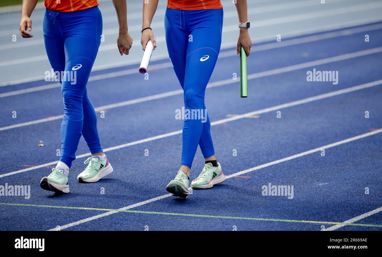 ARNHEM - Relay sticks during a training of the 4x100 relay runners at ...