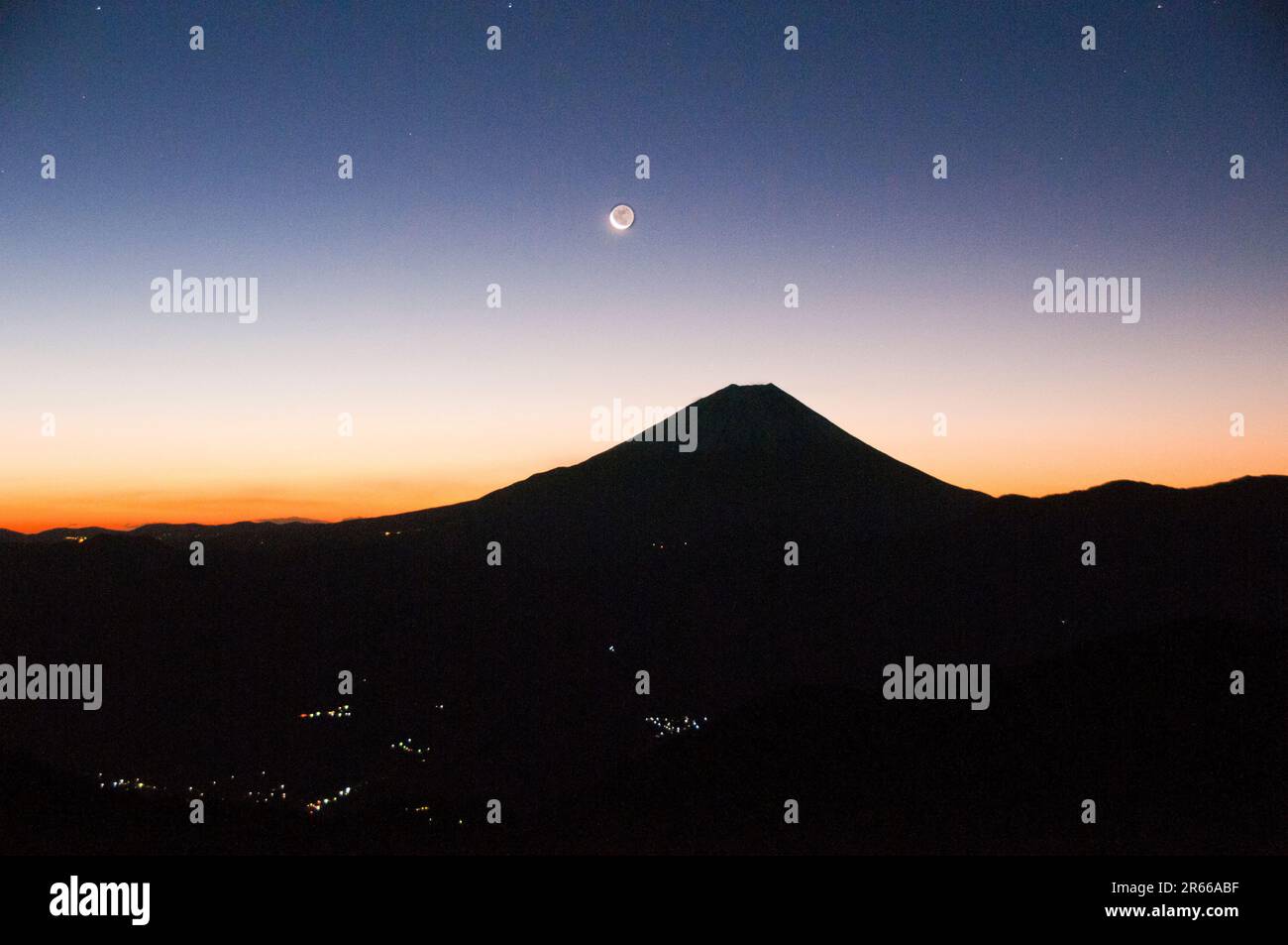 Mt Fuji Sunrise Stock Photo - Alamy