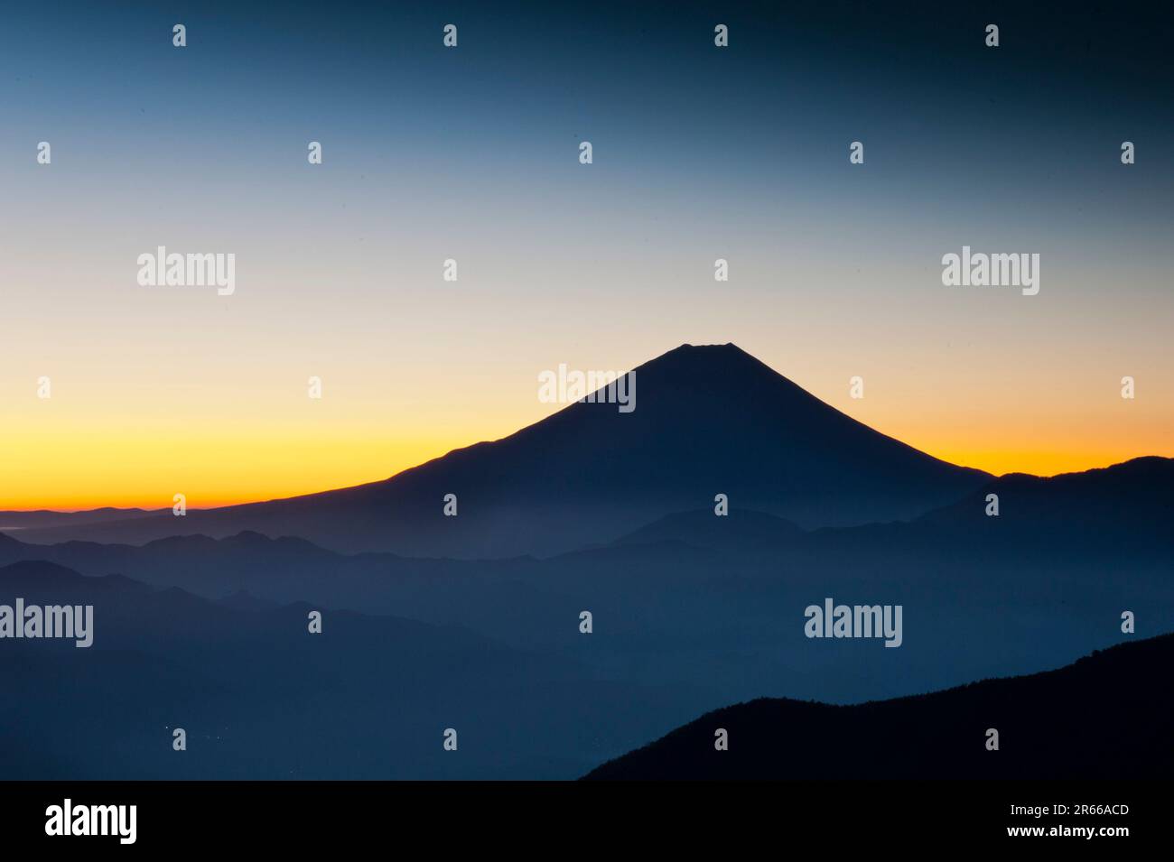 Mt Fuji Sunrise Stock Photo - Alamy