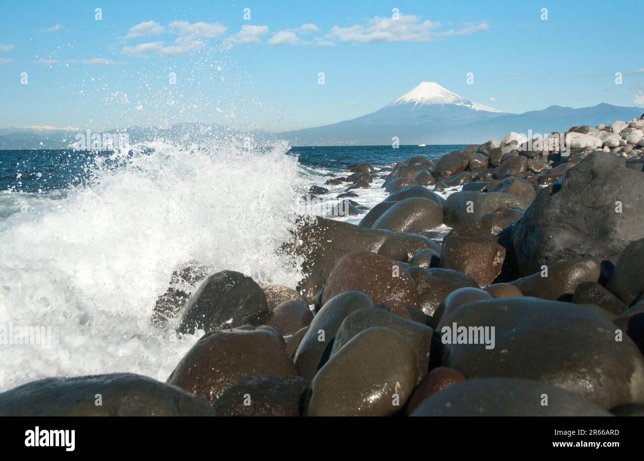 Wave tops and Mt. Fuji Stock Photo - Alamy