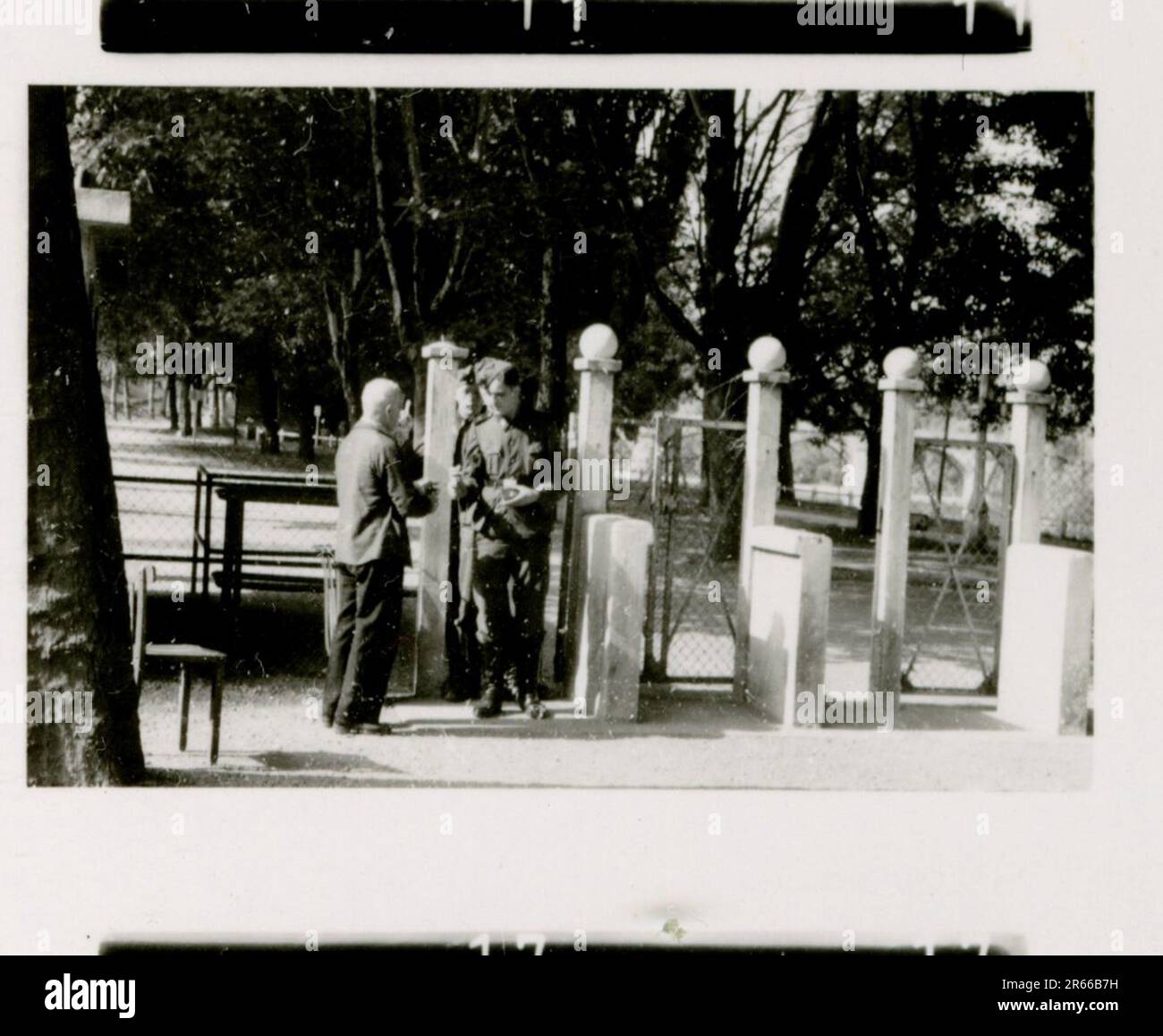 SS Photographer Bergmann, Johannes, Leibstandarte Adolf Hitler, France ...