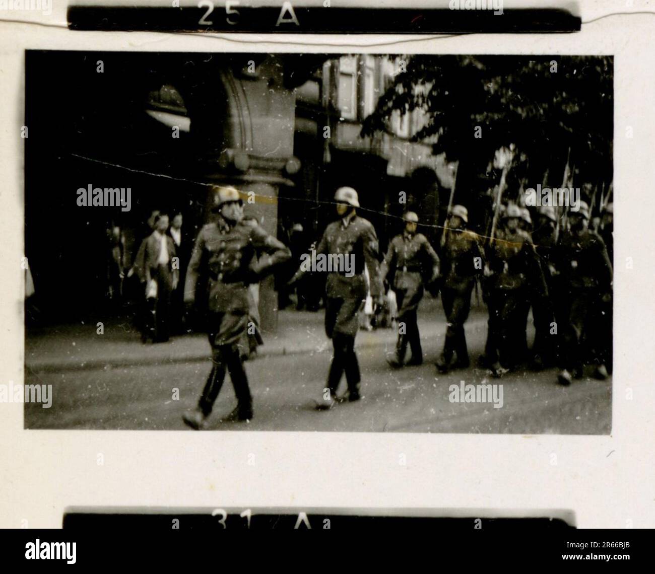 SS Photographer Bergmann, Johannes, Leibstandarte Adolf Hitler, France ...