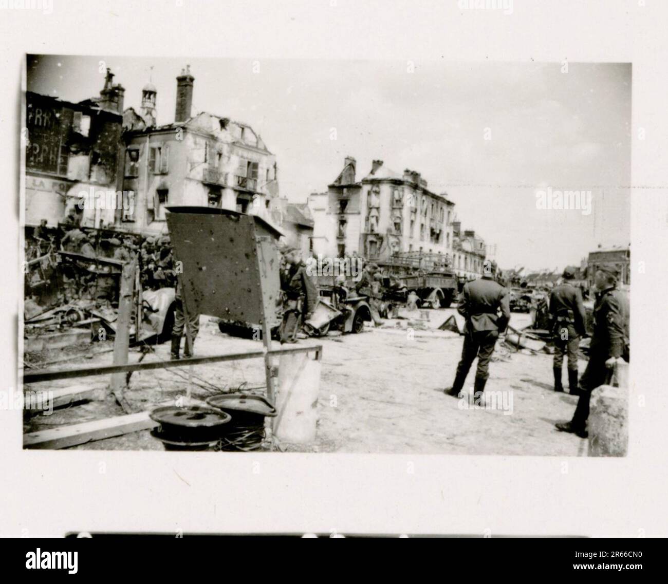 SS Photographer Bergmann, Johannes, Leibstandarte Adolf Hitler, France ...