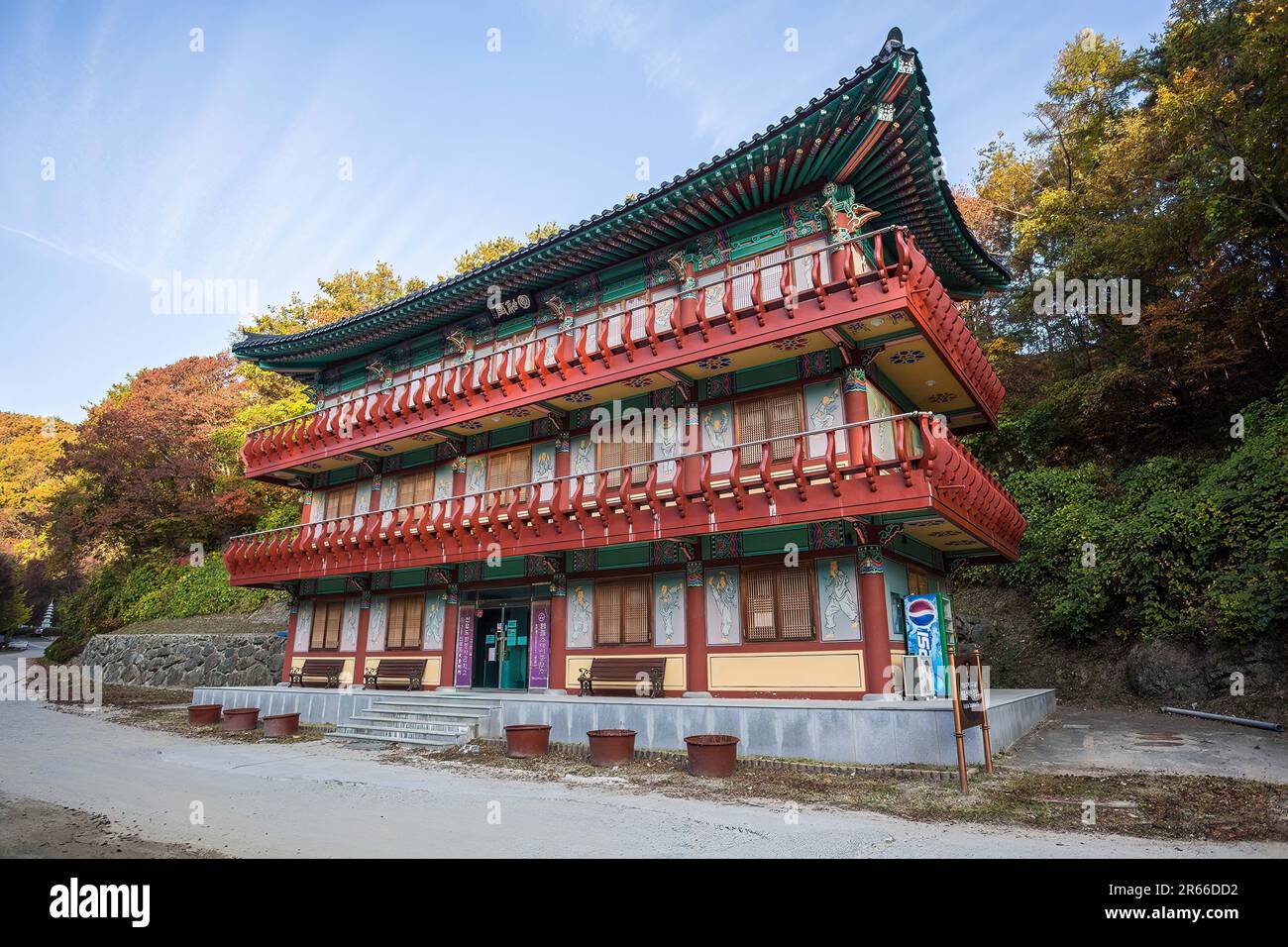 Korean traditional house gyeongju hi-res stock photography and images ...