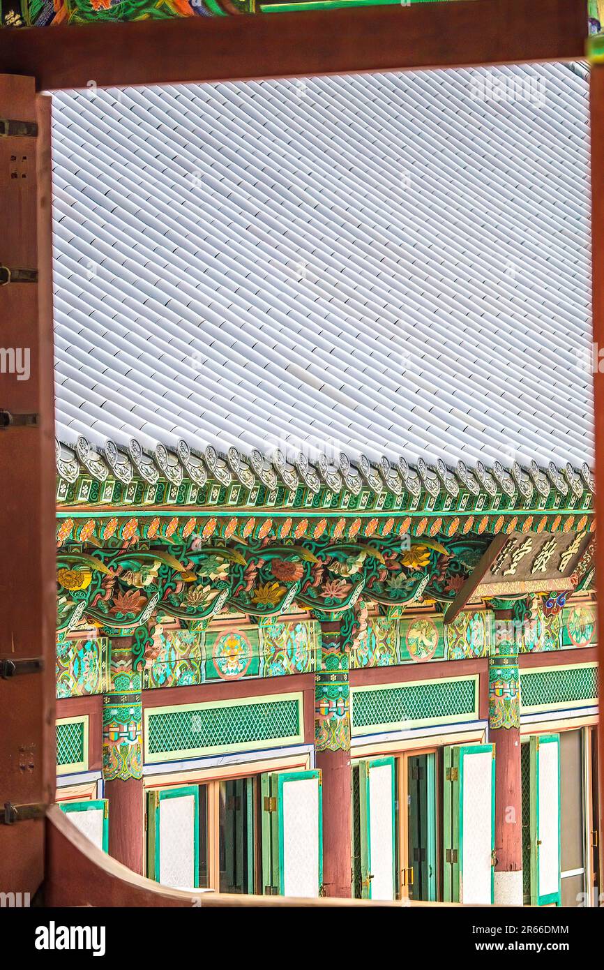 Haeinsa temple hi-res stock photography and images - Alamy