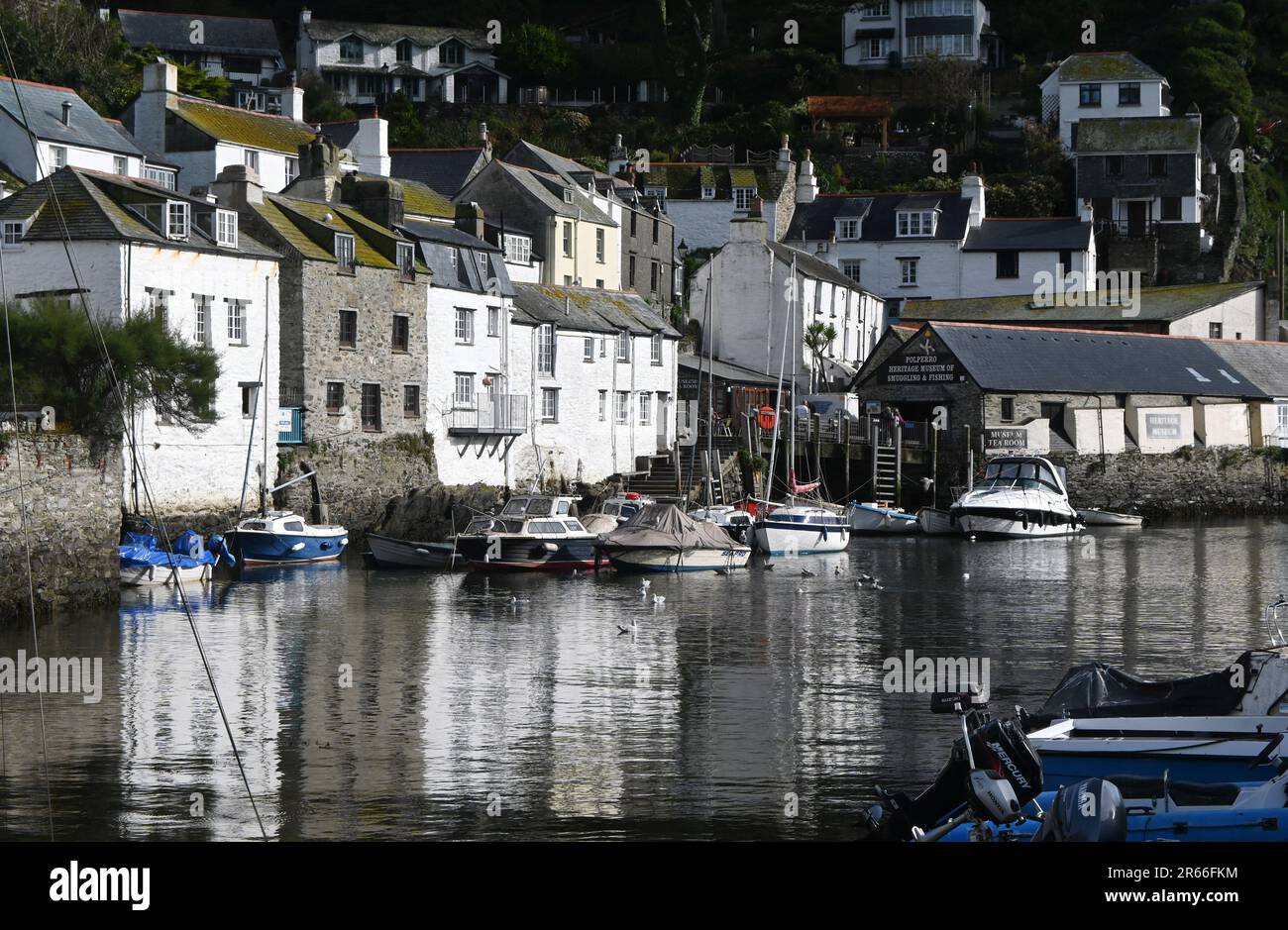 polperro harbour and heritage museum of smuggling and fishing Stock ...