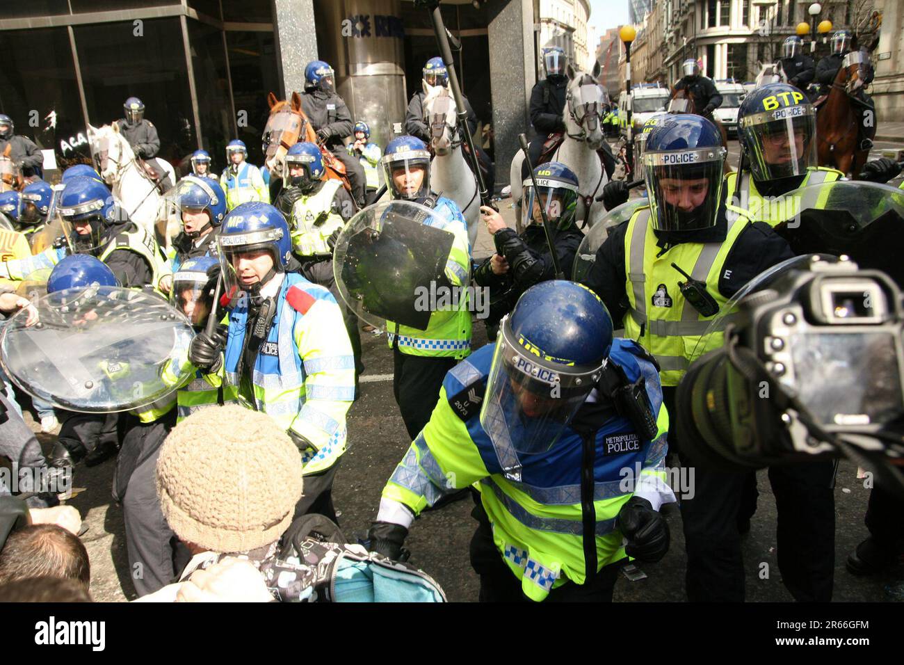 Riot police shields crowds hi-res stock photography and images - Alamy