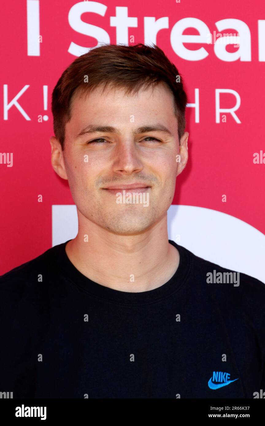 Tom Gregory live im Radio Hamburg Außenstudio im Starbucks ...