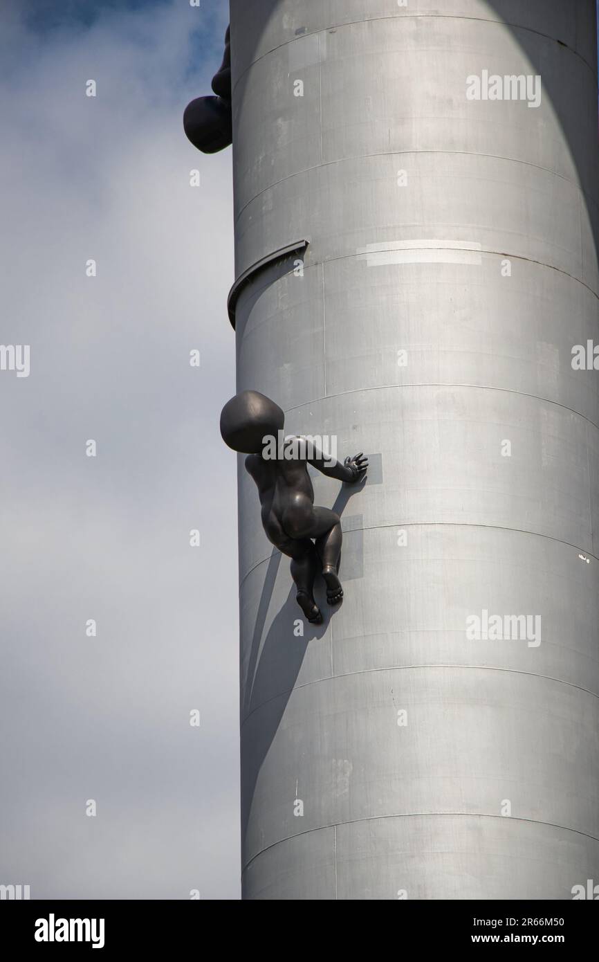 Sculpture of a bronze crawling babies called Miminka at the Zizkov TV ...