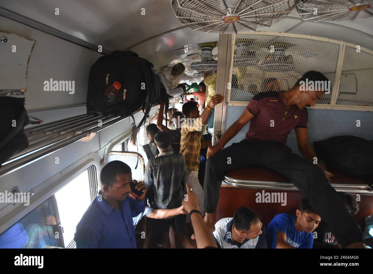 Kolkata, West Bengal, India. 7th June, 2023. Interior of an unreserved ...
