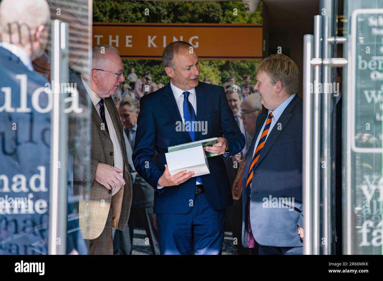 Meeting main political parties stormont hi-res stock photography and ...