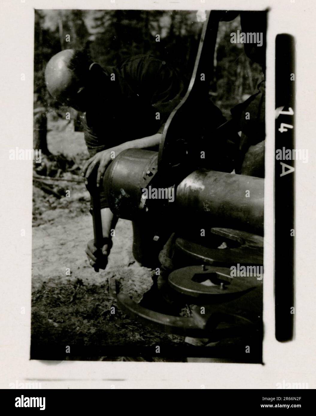 Captured russian anti aircraft gun hi-res stock photography and images ...