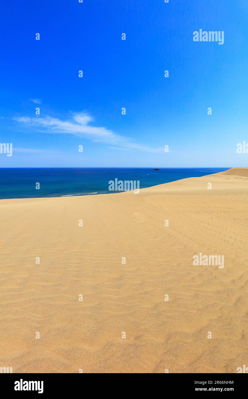 Tottori sand dunes beach hi-res stock photography and images - Alamy