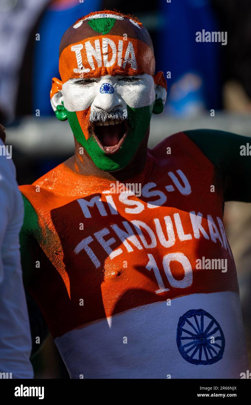 Cricket fan face paint hi-res stock photography and images - Alamy