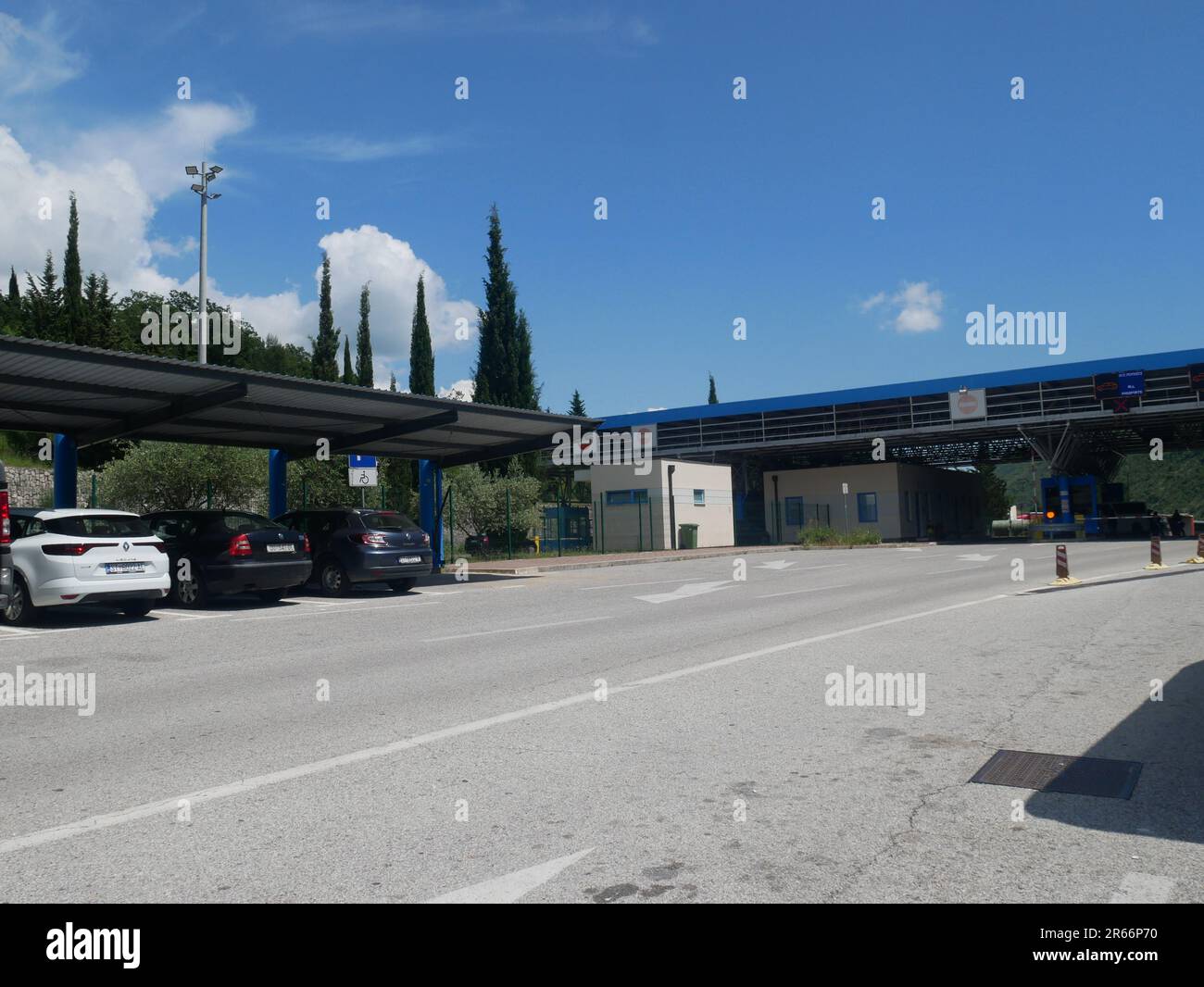 Custom control at Croatia Montenegro border Stock Photo - Alamy