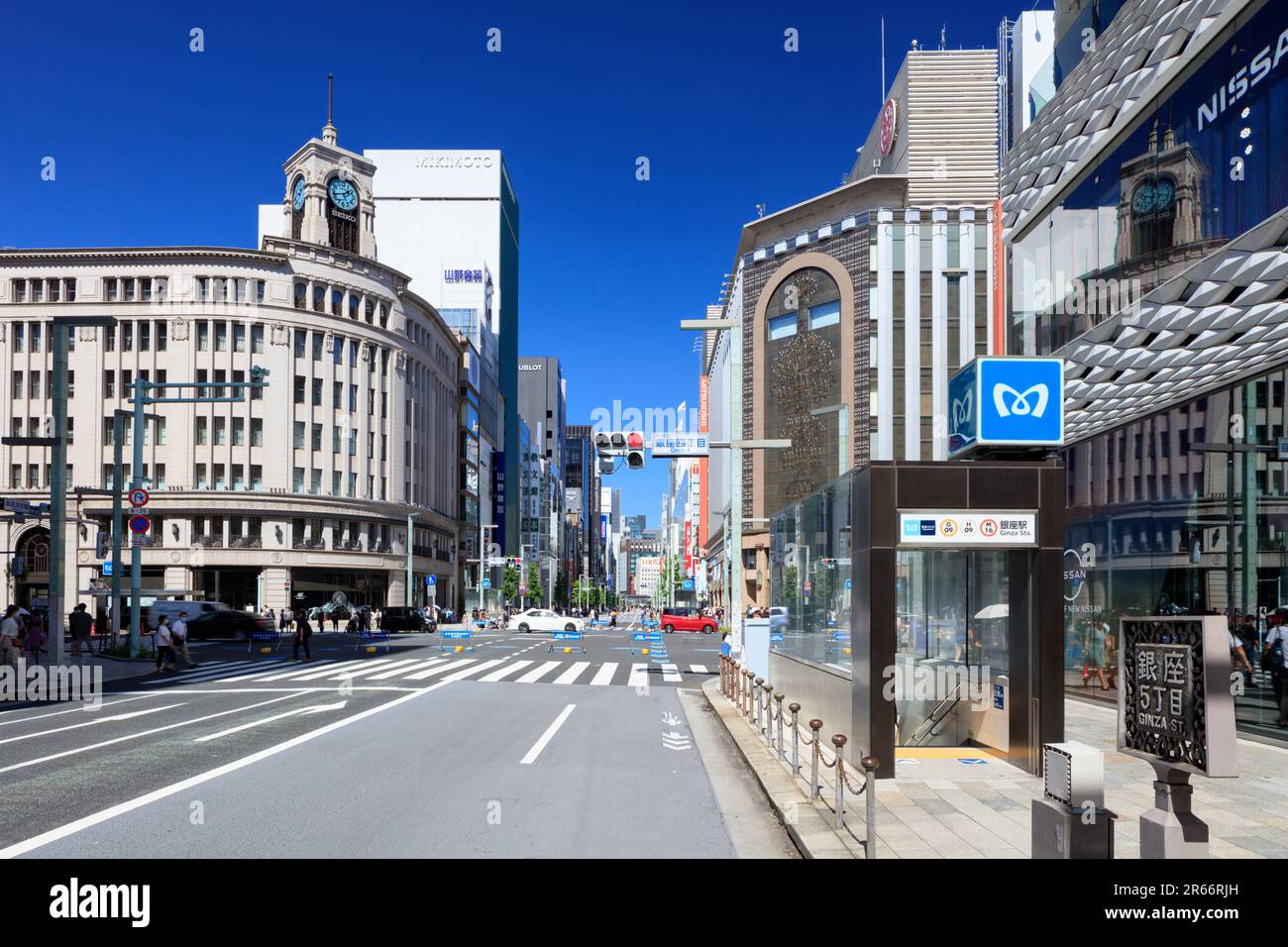 Chuo dori architecture hi-res stock photography and images - Alamy