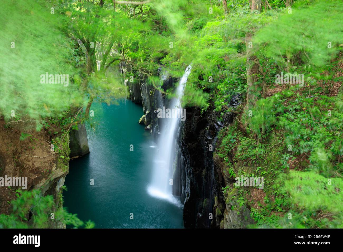 Manai no taki waterfall, Takachiho Gorge Stock Photo - Alamy