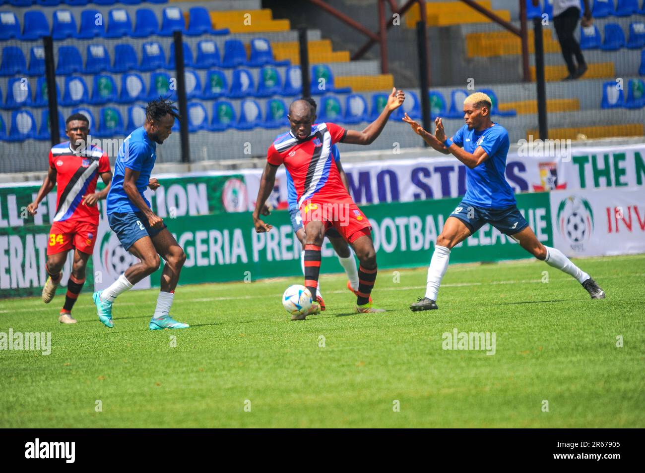 Nigeria professional football league hi-res stock photography and ...