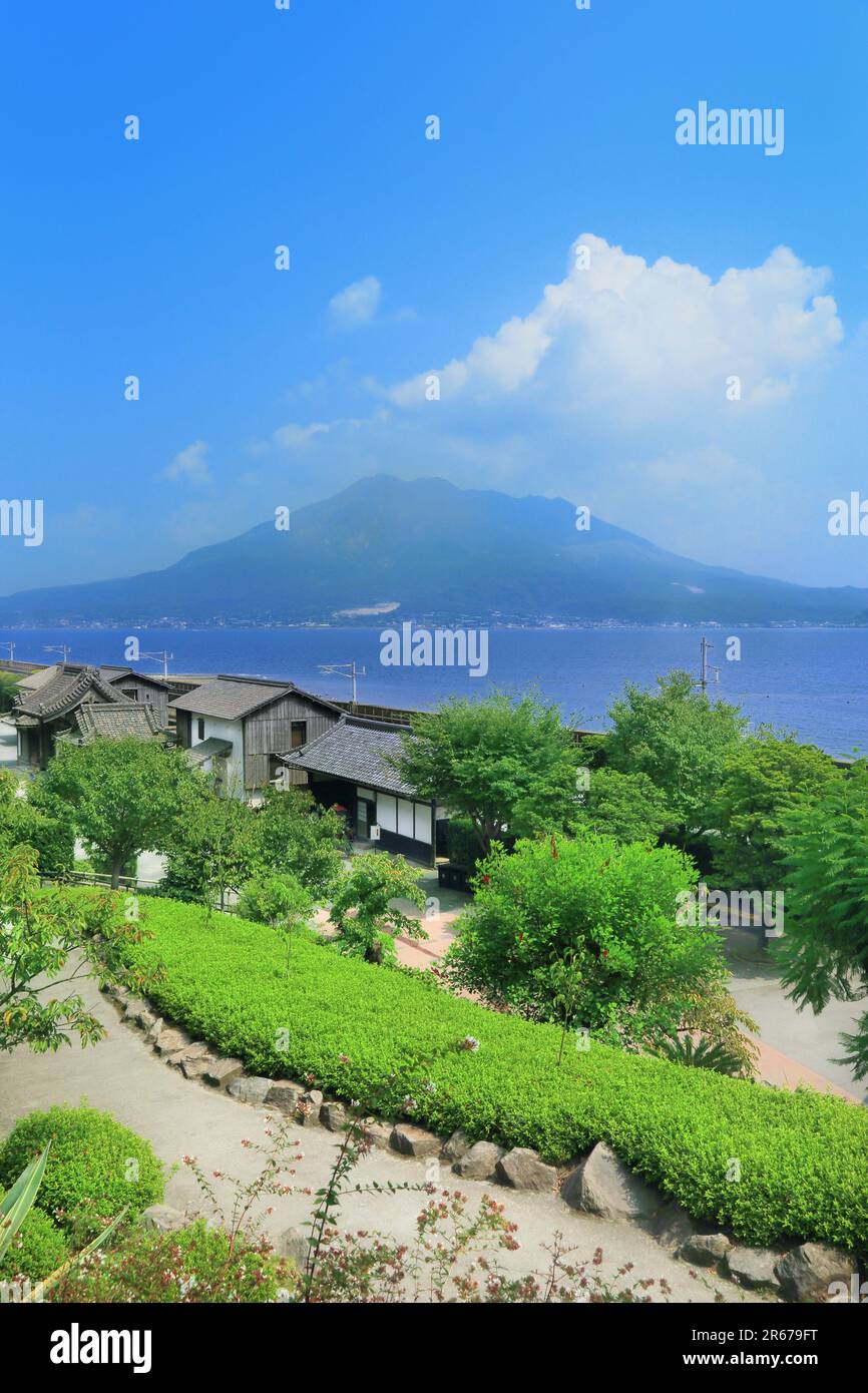 Senganen Garden and Sakurajima Stock Photo - Alamy