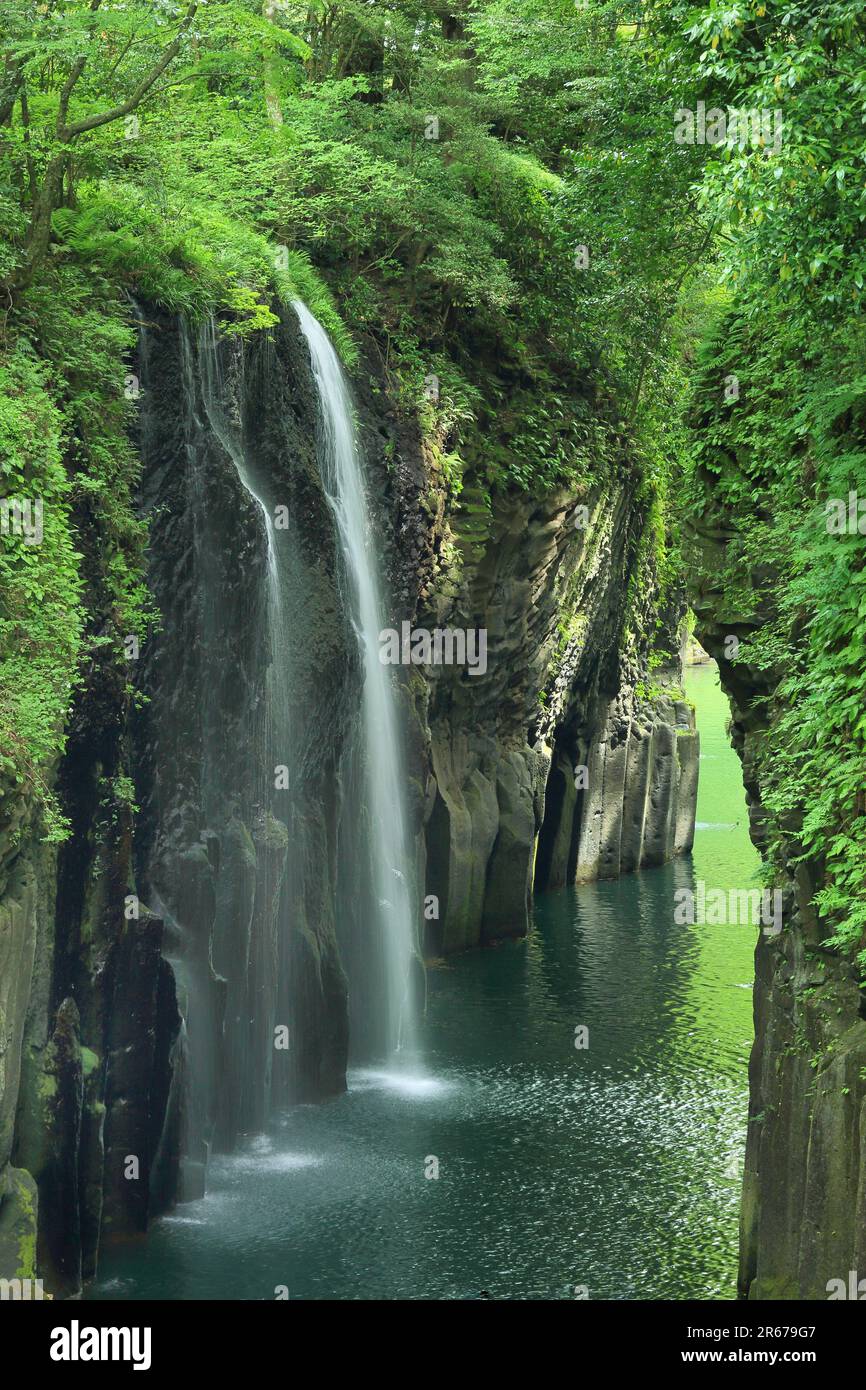 Takachiho Gorge, Manai Waterfall Stock Photo - Alamy