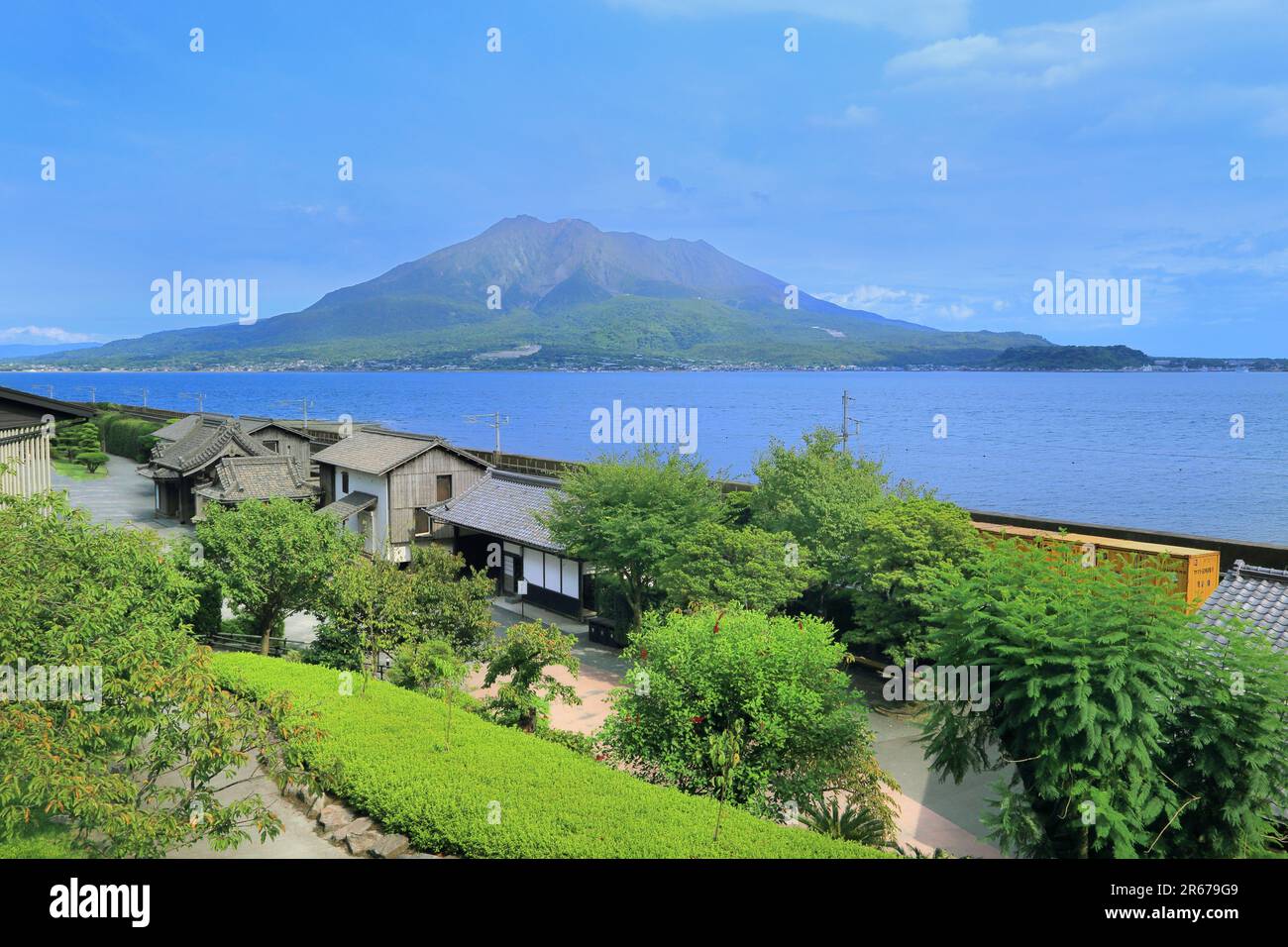 Senganen Garden and Sakurajima Stock Photo - Alamy