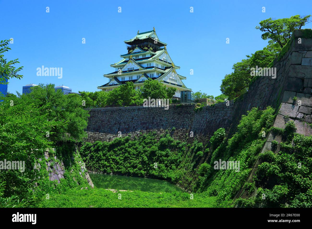 Castle tower of Osaka Castle Stock Photo - Alamy