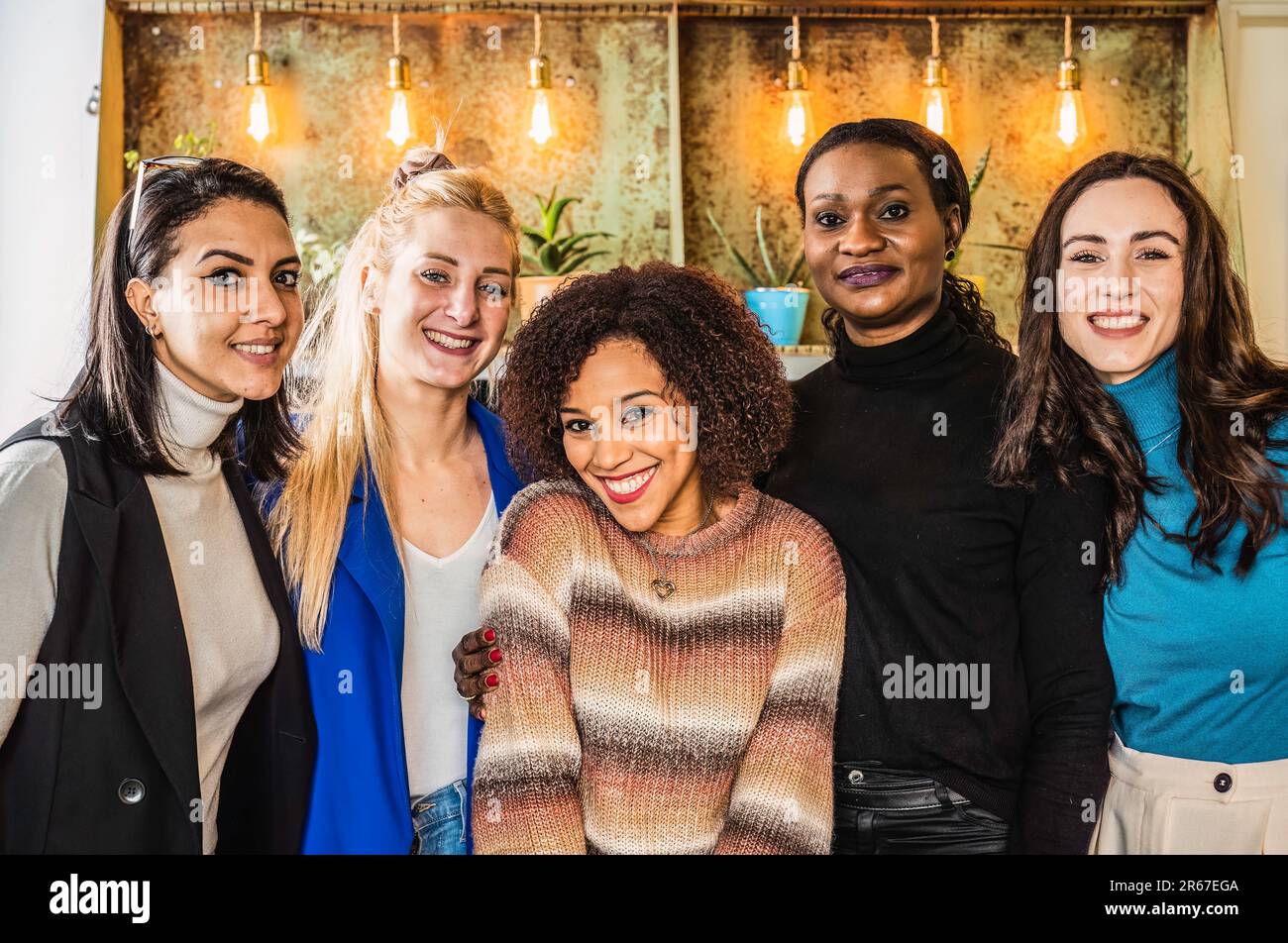 Coworkeers hi-res stock photography and images - Alamy