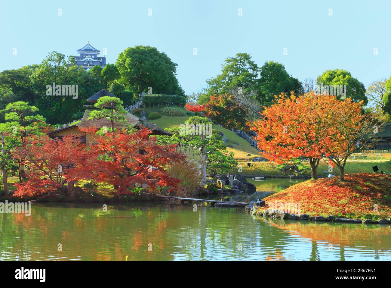 Okayama korakuen garden autumn hi-res stock photography and images - Alamy