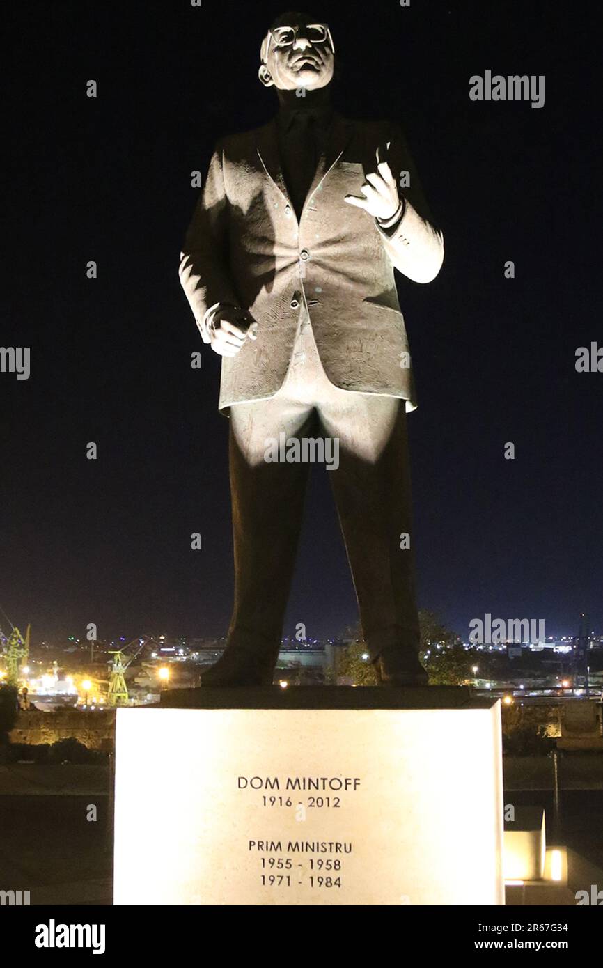 6 august 1955 hi-res stock photography and images - Alamy