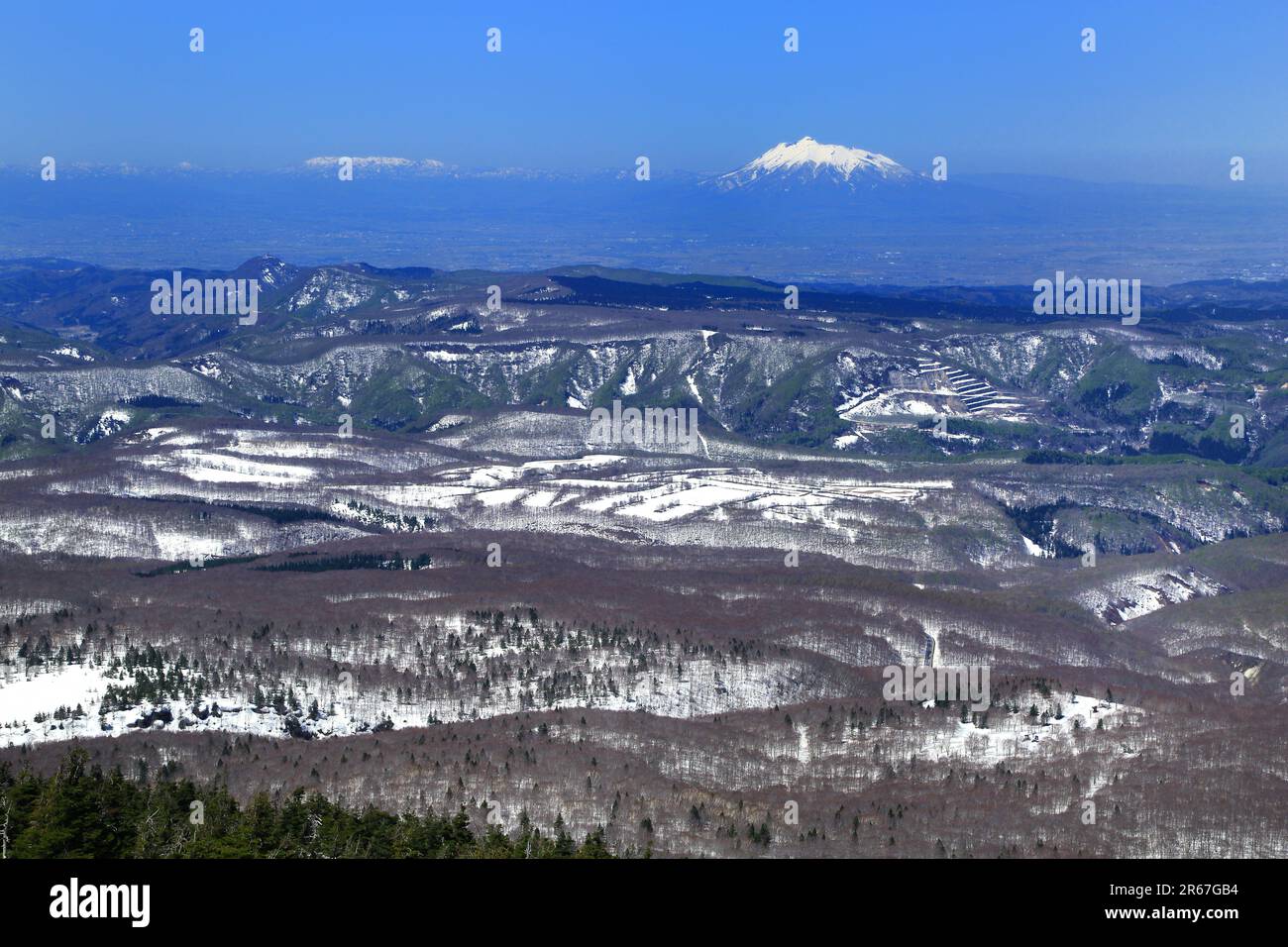 Iwaki mountain hi-res stock photography and images - Alamy