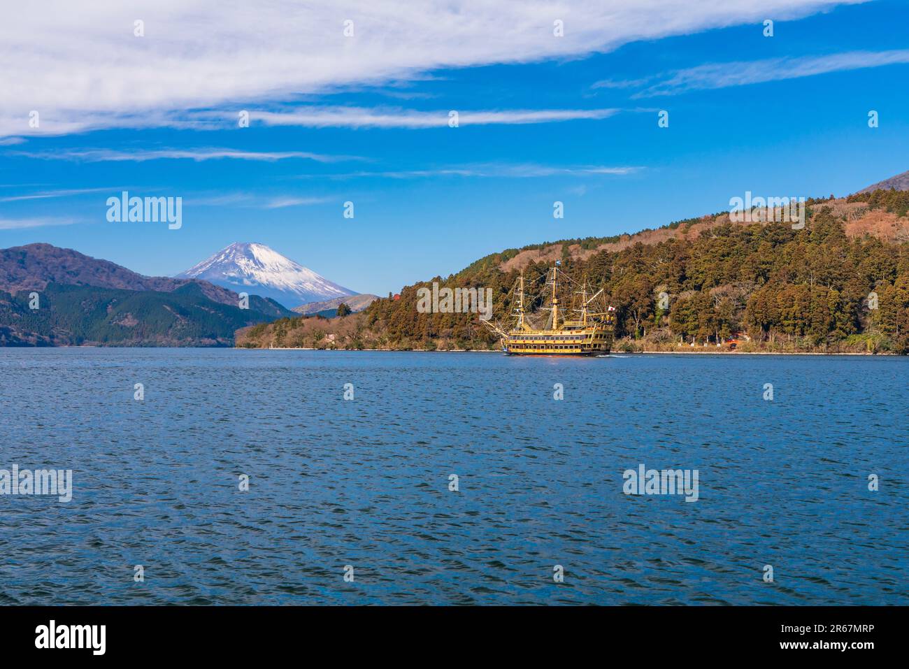 Lake Ashinoko in Winter Stock Photo - Alamy