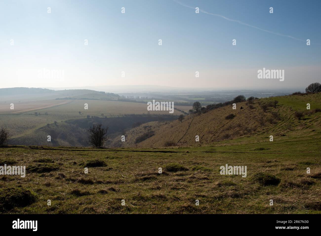 Rolling hills at Ivinghoe Beacon, Buckinghamshire Stock Photo - Alamy