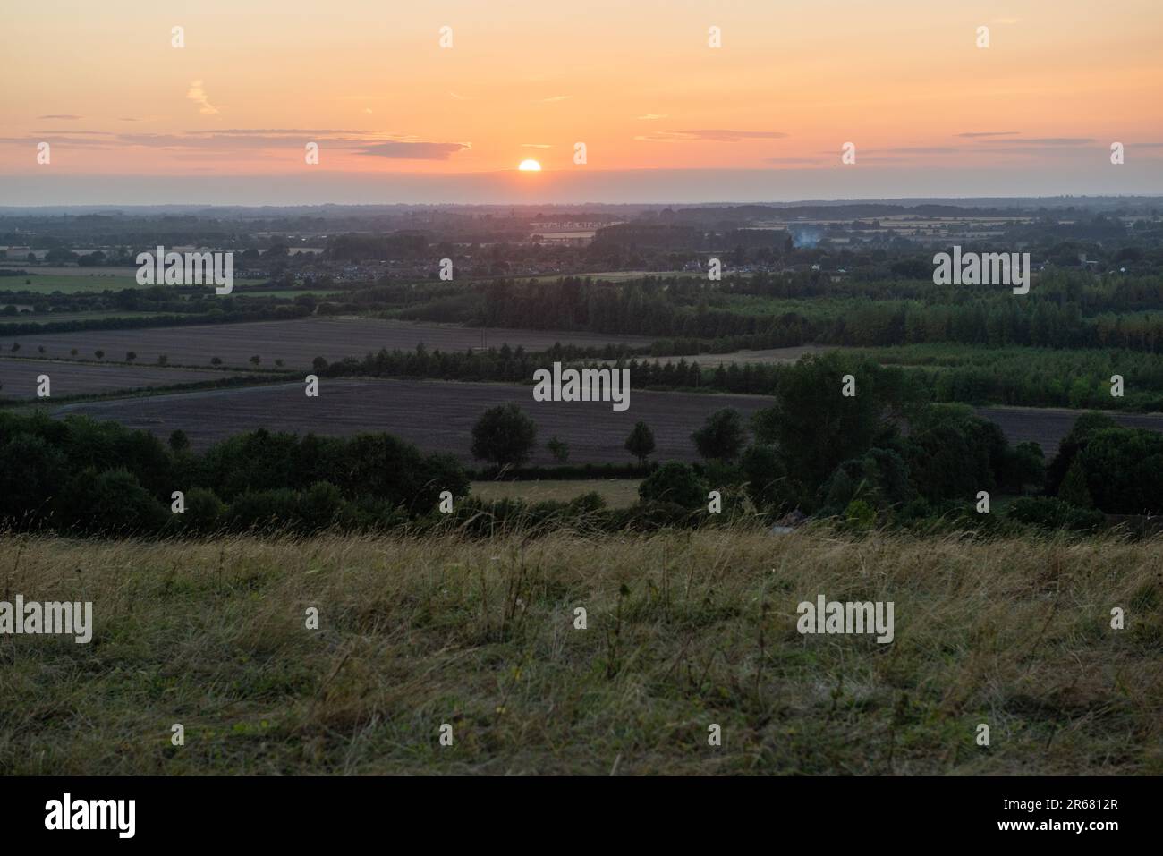 Sunsetting view from Wittenham Clumps Stock Photo - Alamy