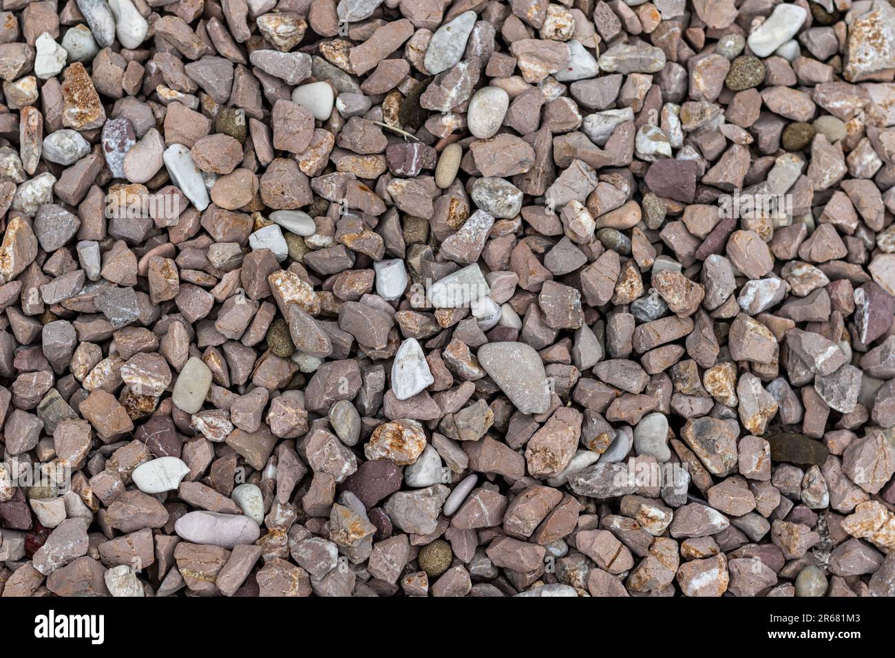 Pebble ground cover hi-res stock photography and images - Alamy