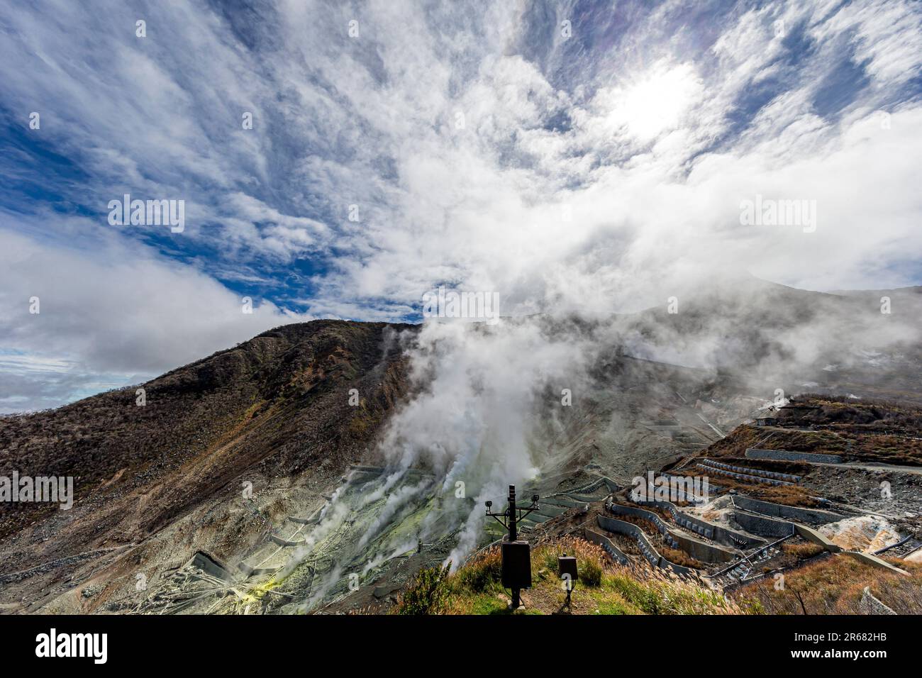 Clear sky and Owakudani volcanic fumes Stock Photo - Alamy