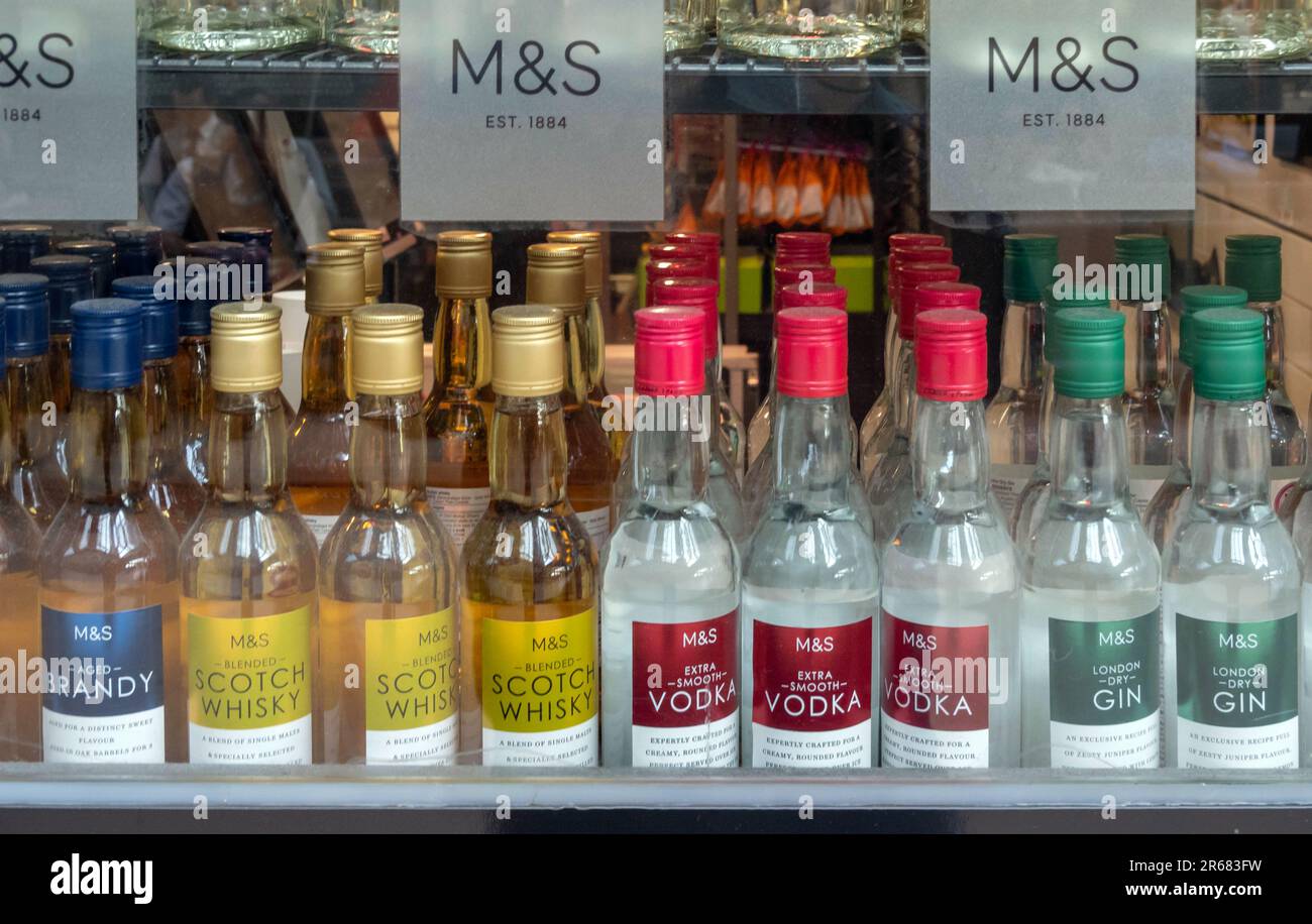 Vodka bottles uk hi-res stock photography and images - Alamy