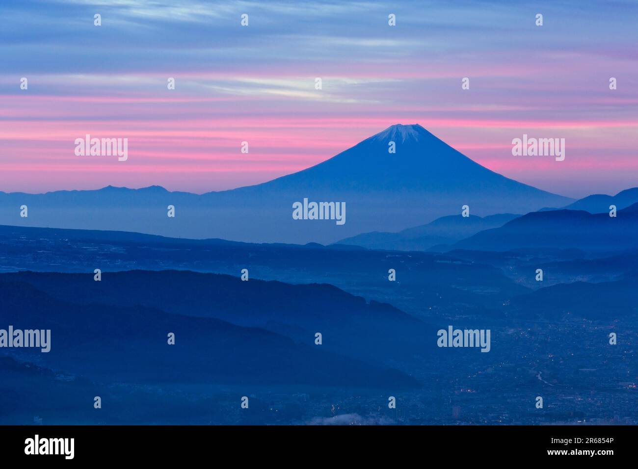 Mt Fuji Sunrise Stock Photo - Alamy