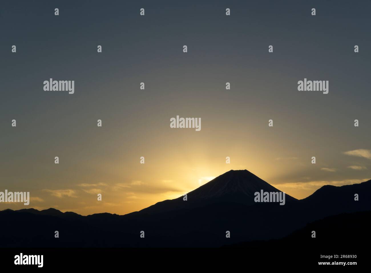 Mount Fuji in front of a sunrise Stock Photo - Alamy