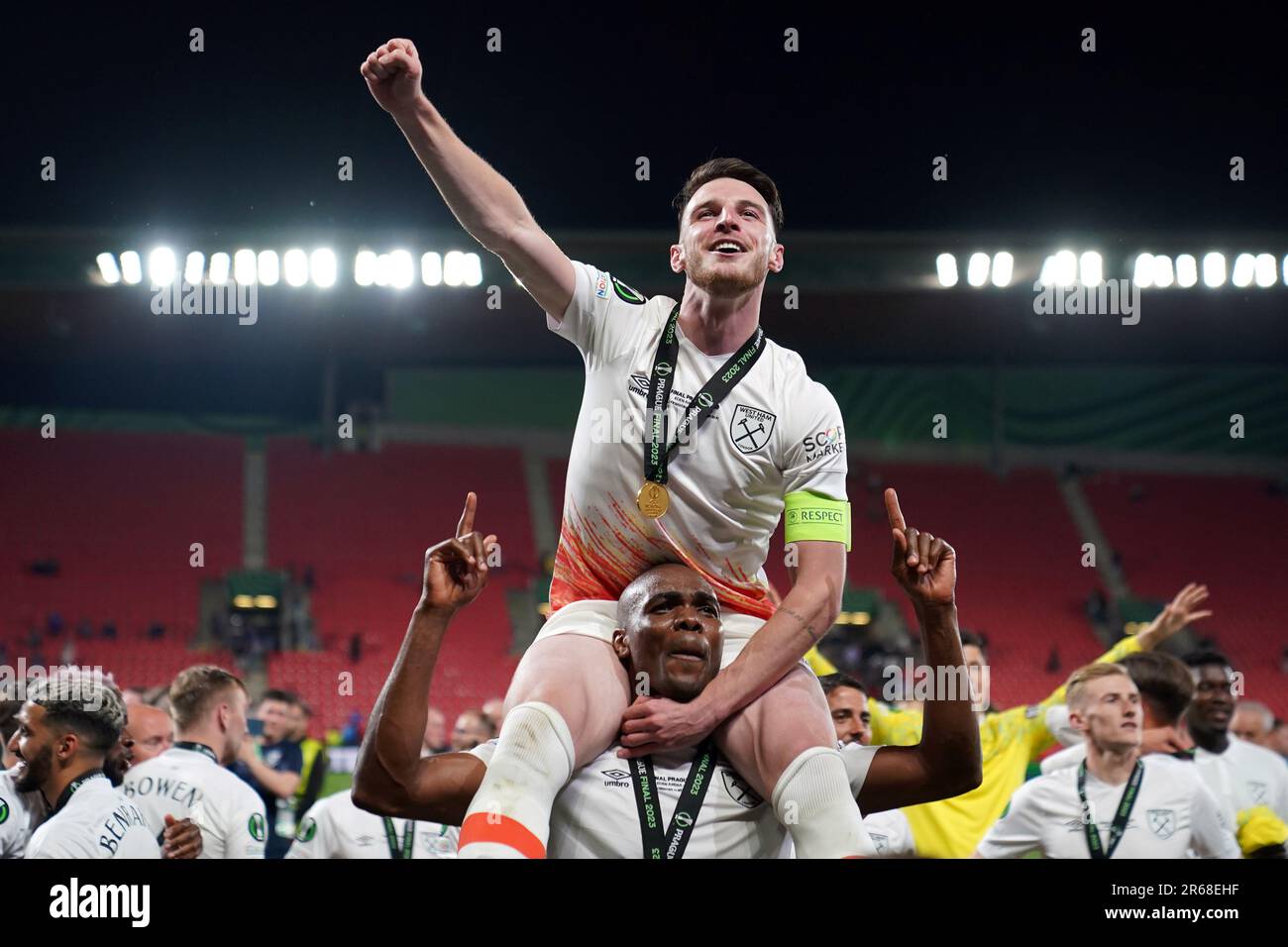 West Ham United's Declan Rice celebrates his sides victory with Angelo ...