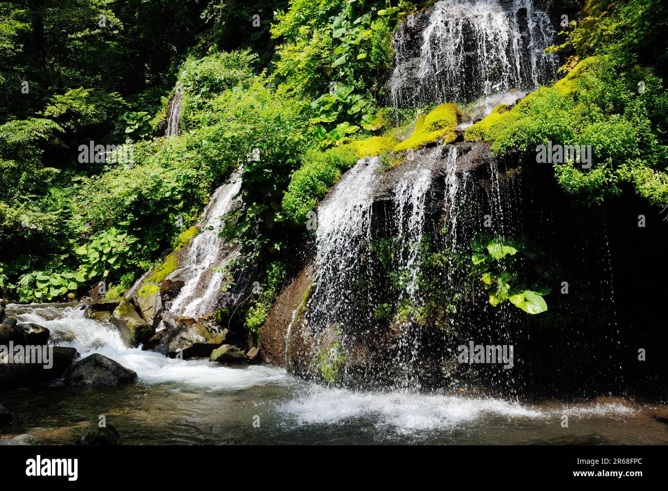 Doryuno waterfall hi-res stock photography and images - Alamy
