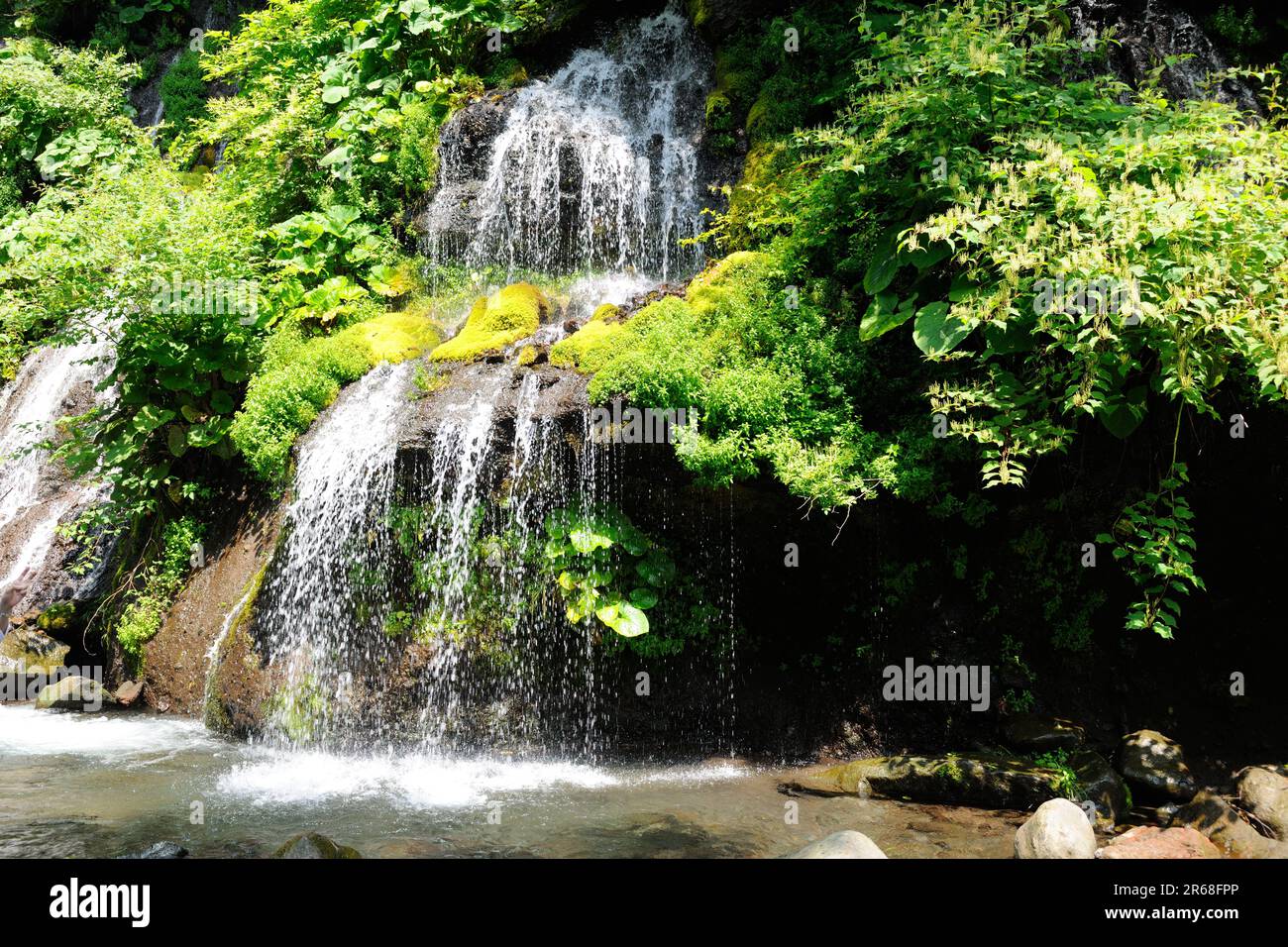 Doryuno waterfall hi-res stock photography and images - Alamy